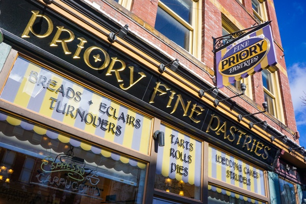 23 Bakeries in Pittsburgh You Must Try to Satisfy Your Cravings