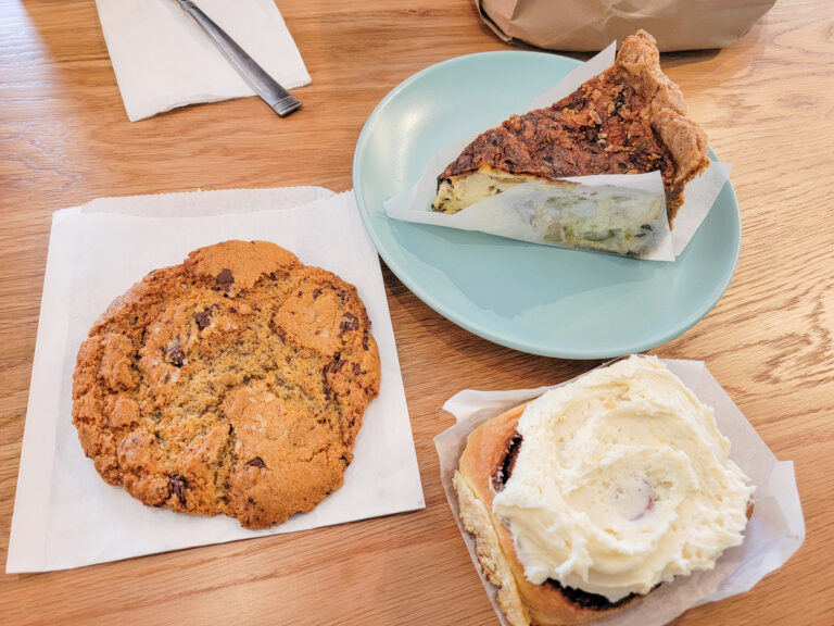 30 Bakeries in Pittsburgh You Must Try to Satisfy a Craving