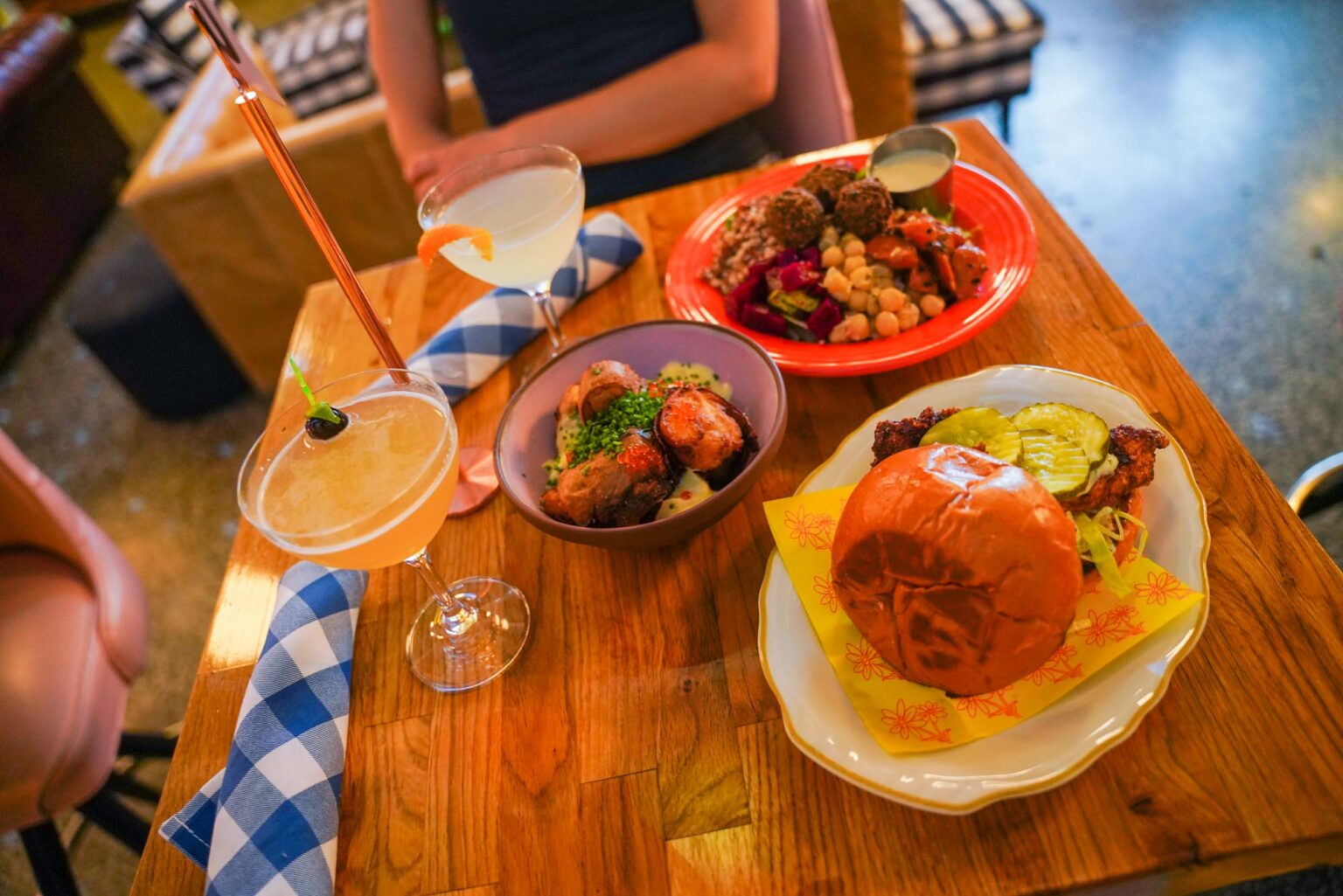 Sally Ann's Review - Cafe-Style Dining in Downtown