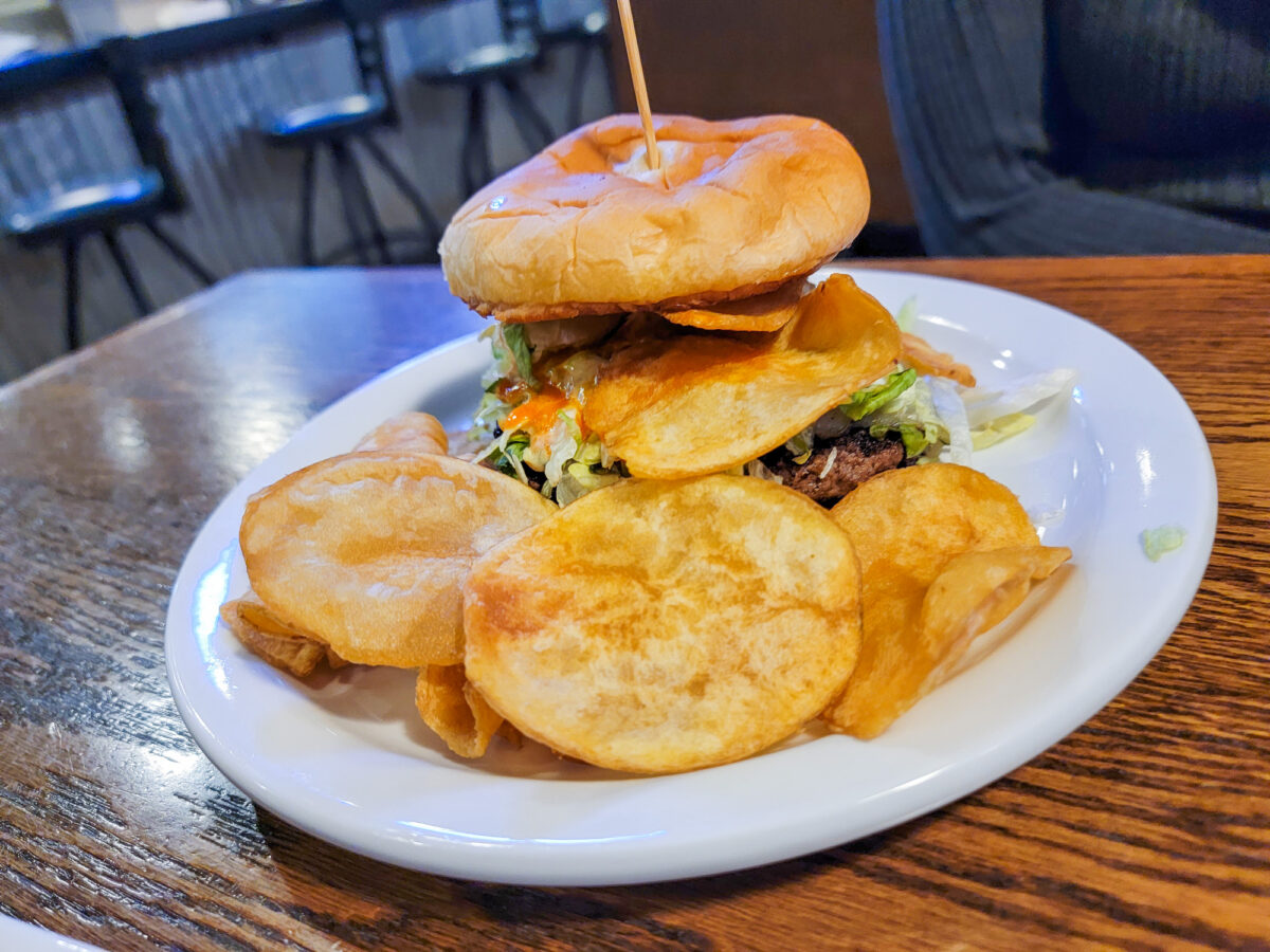 The Foodture Review - Extreme Burgers and Wings