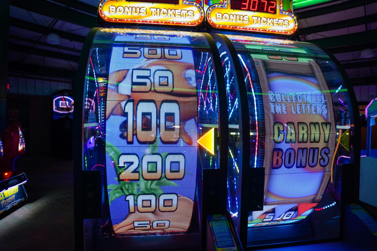 Fun Fore All Holiday Lights - Mini Golf With a Holiday Twist