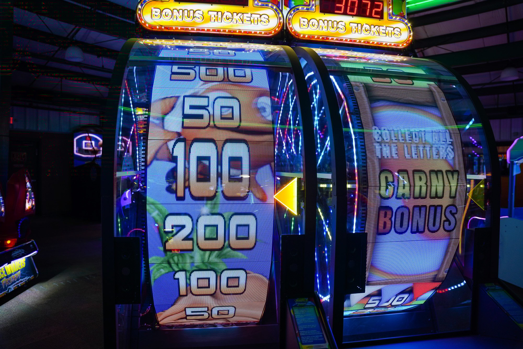 Fun Fore All Holiday Lights - Mini Golf With a Holiday Twist