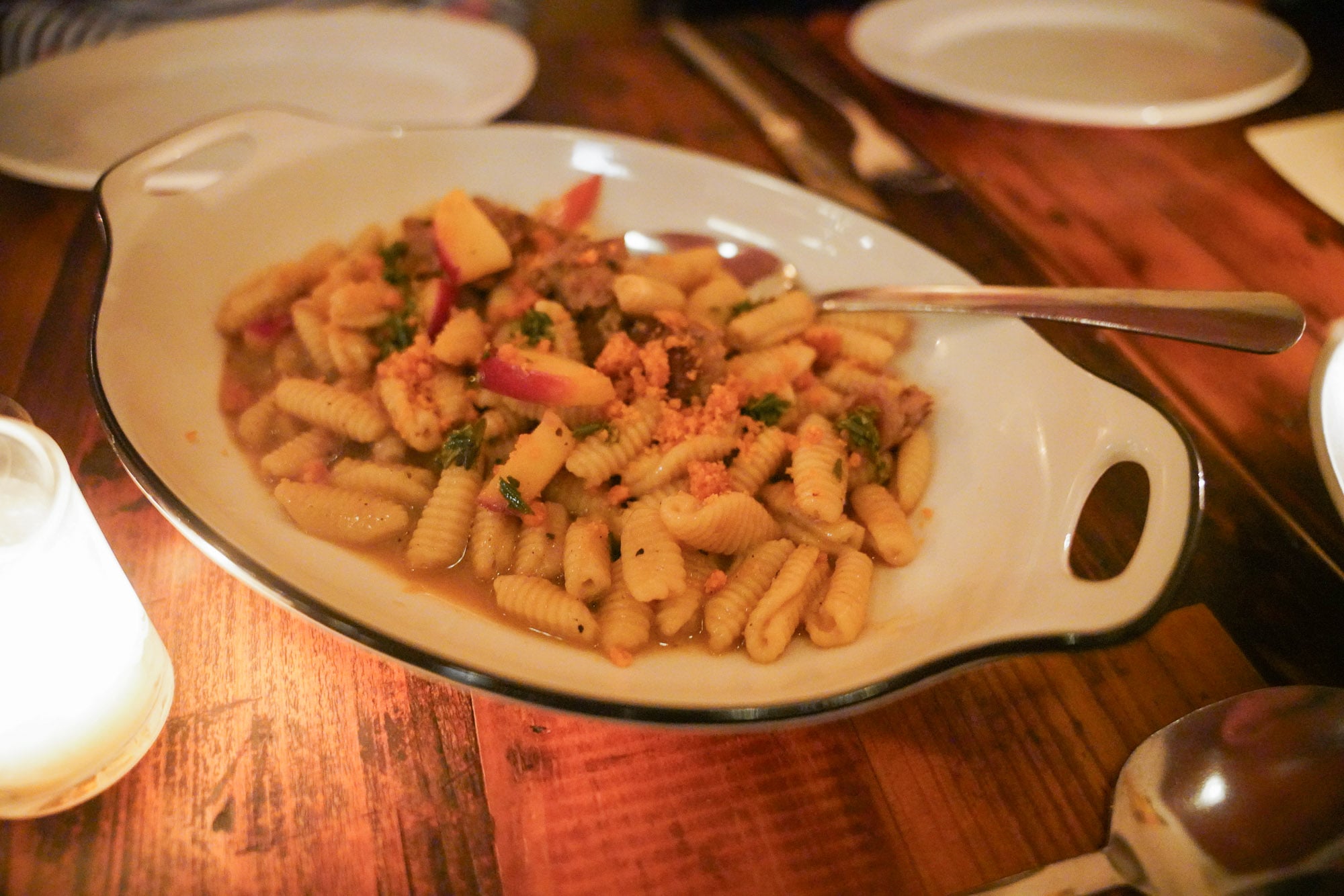 Senza Review - Wine Bar and Restaurant in Etna