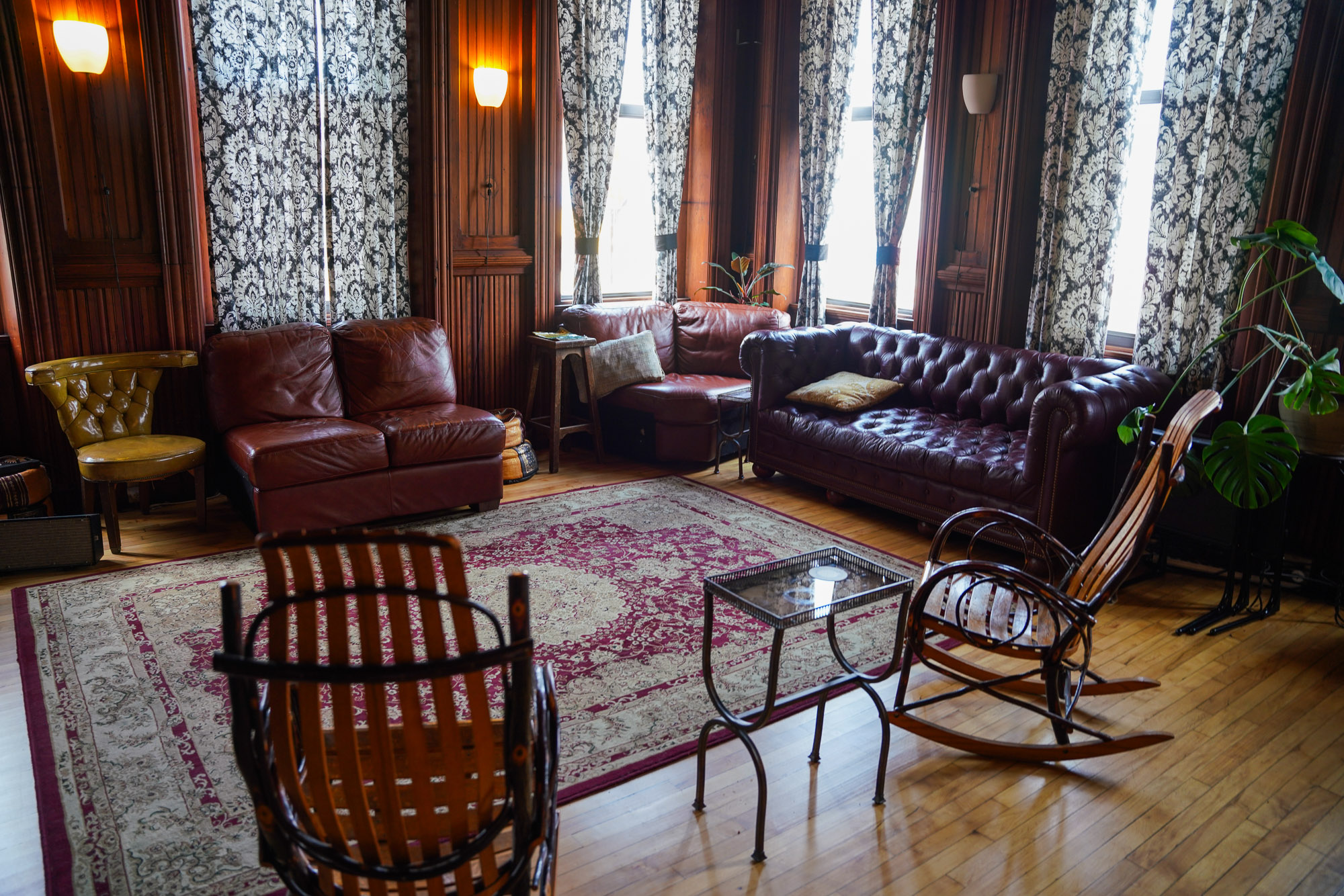 Traveler's Rest Hotel - Discover the Burgh