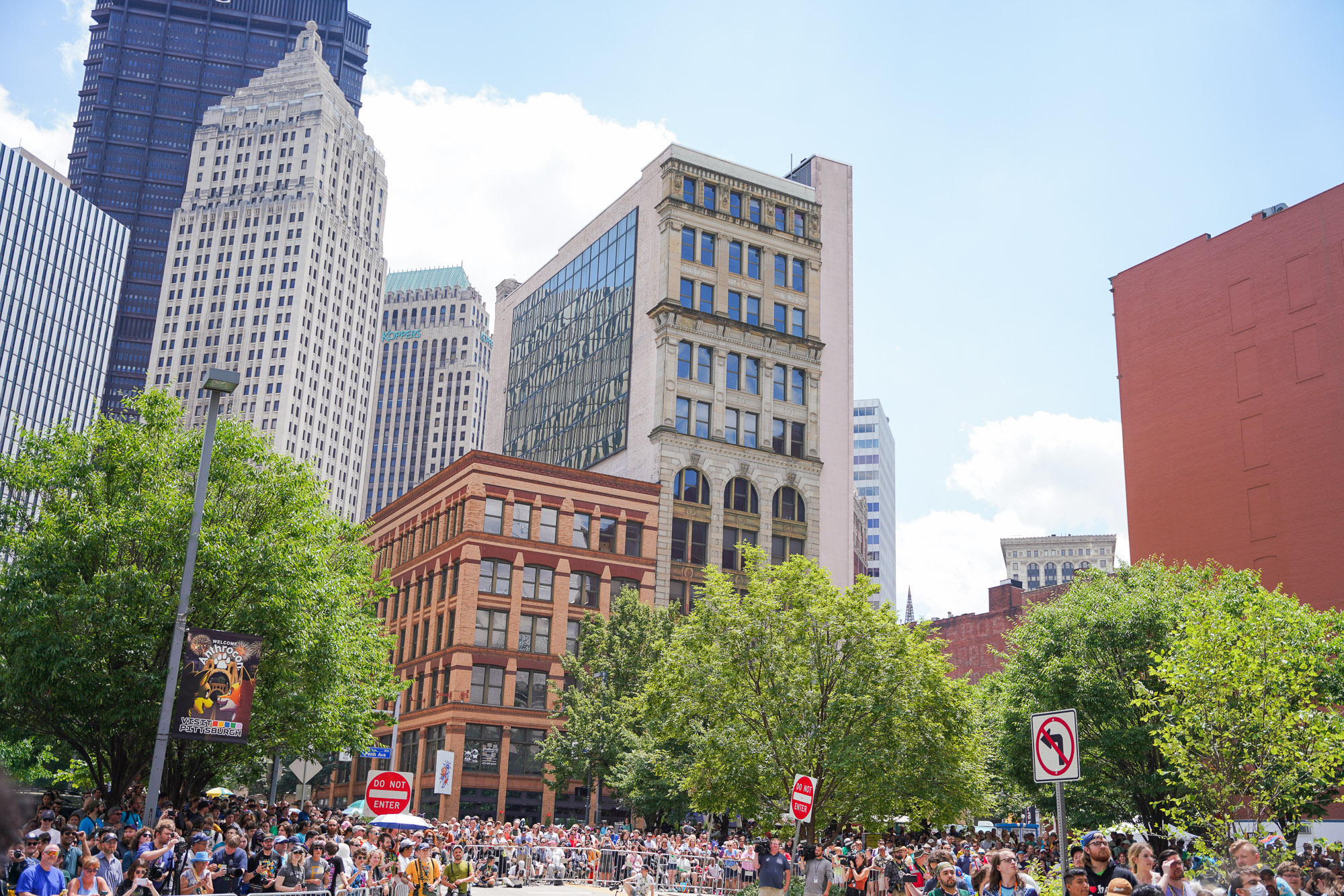 Anthrocon's Fursuit Parade and Block Party is a Ton of Fun