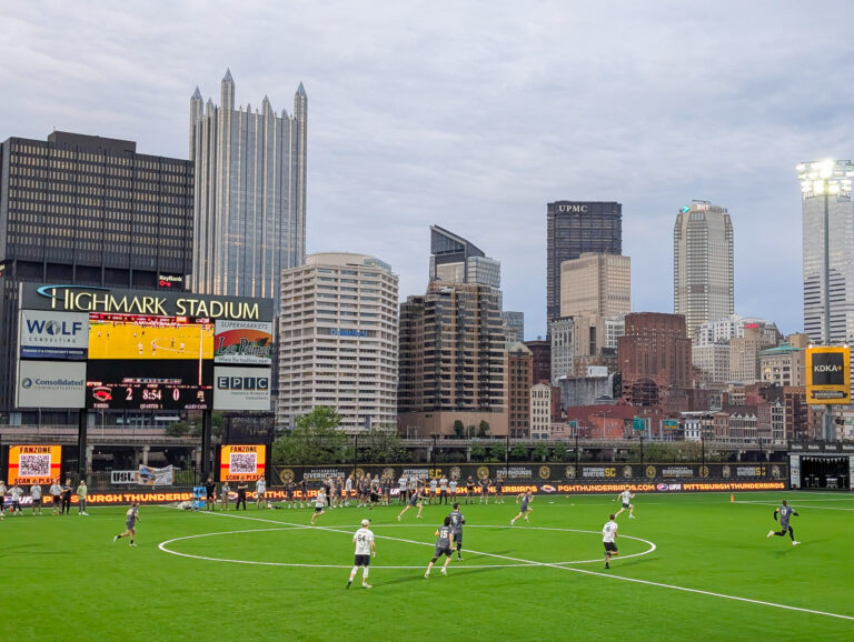 The Pittsburgh Thunderbirds Bring Ultimate Frisbee to South Side